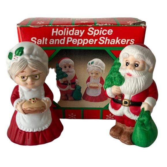 Russ | Holiday | Vintage Russ Holiday Spice Salt And Pepper Shakers ...